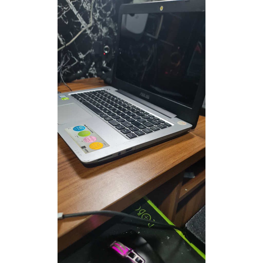 Jual laptop Asus x456urk Core i5 7200u | Shopee Indonesia