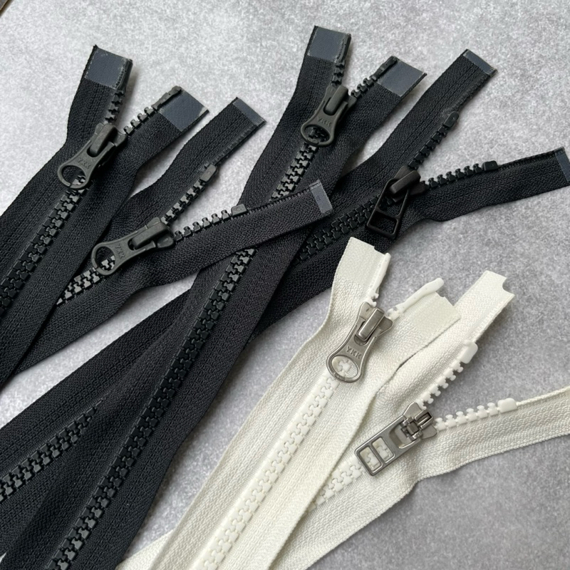 Jual Resleting Vislon Kepala Dua YKK No.5. Warna Hitam, Putih, Biru Muda & Coklat Emas, (53 ...