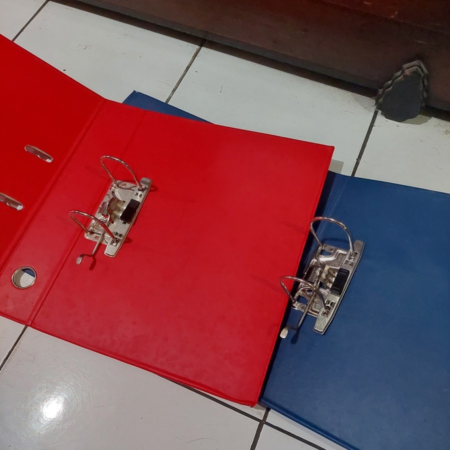 Jual ordner a4 plastik bantex 1450 / bambi ukuran 7cm (bekas masih ...