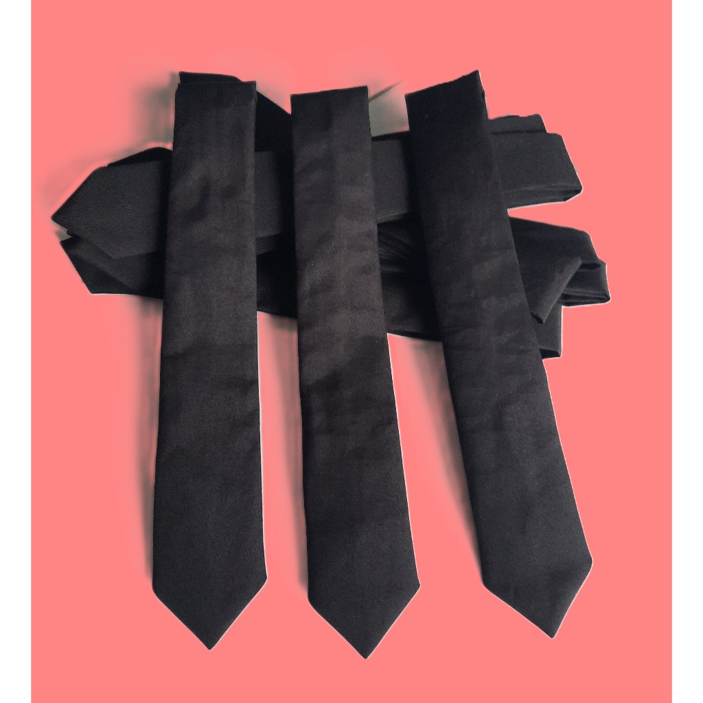 Jual Dasi hitam polos panjang dasi 120cm | Shopee Indonesia