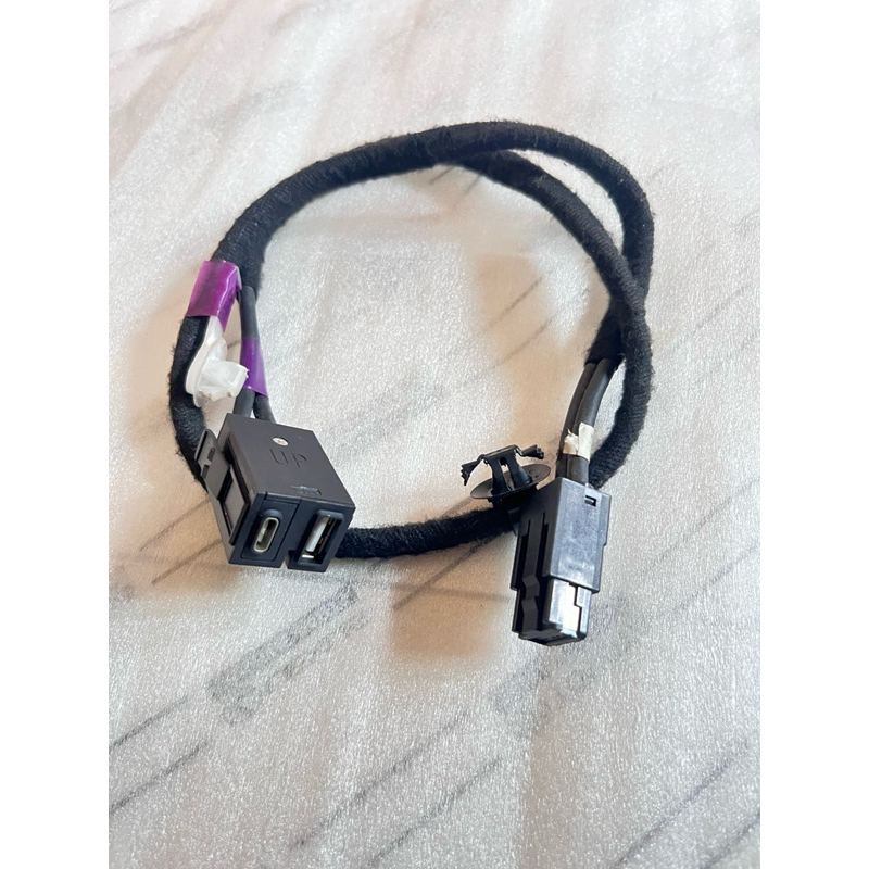 Jual KABEL CASAN USB TOYOTA ORIGINAL | Shopee Indonesia