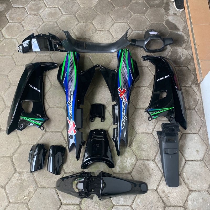 Jual fullset Supra x lama 4tak 110cc warna hitam | Shopee Indonesia