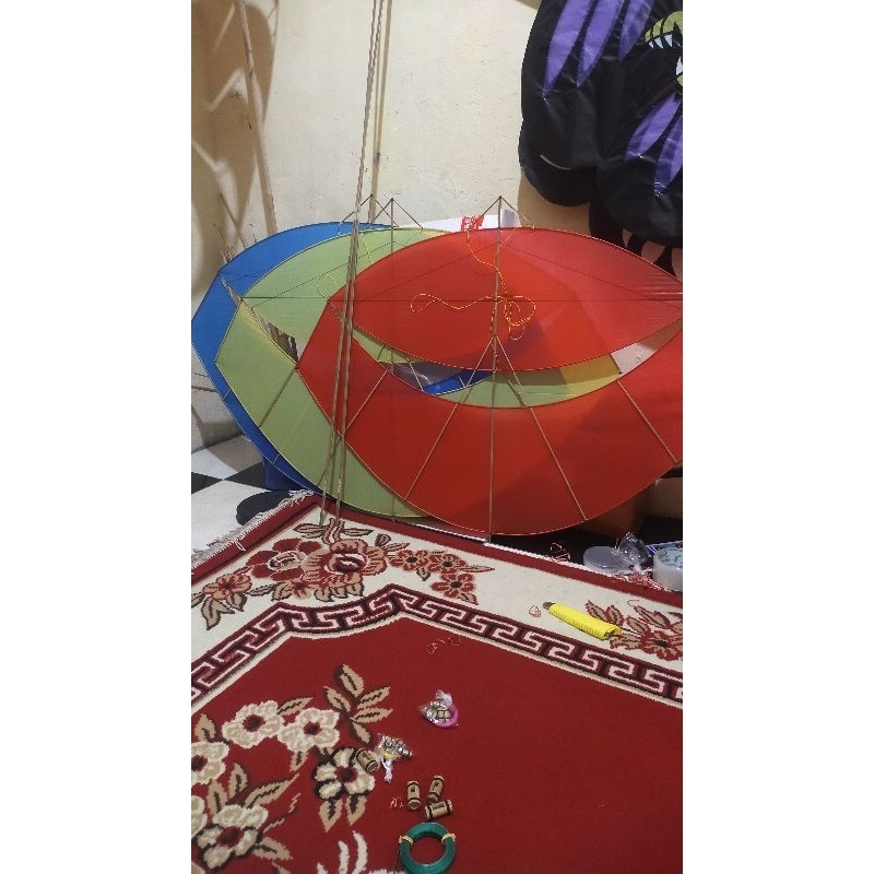 Jual layangan gapangan/pegon ceper 1meter polos fulset senderan ...