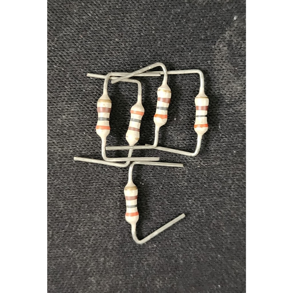 Jual Resistor 0.5W 300 Ohm 300Ohm 5% Oranye Hitam Coklat Emas - Harga per 5 pcs | Shopee Indonesia