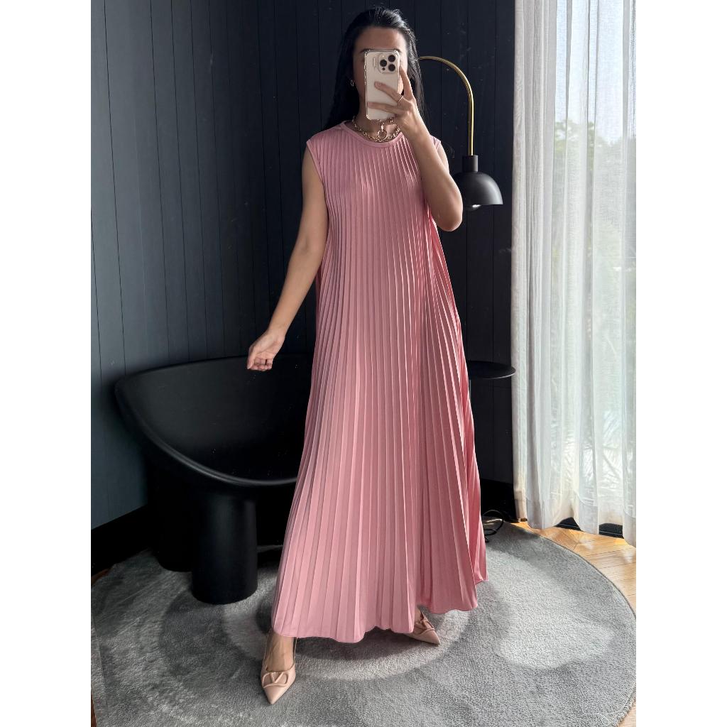 Jual Inner Dress PUNDAK LEBAR Plisket Payung Mayung / Maxy Dress Pleats ...
