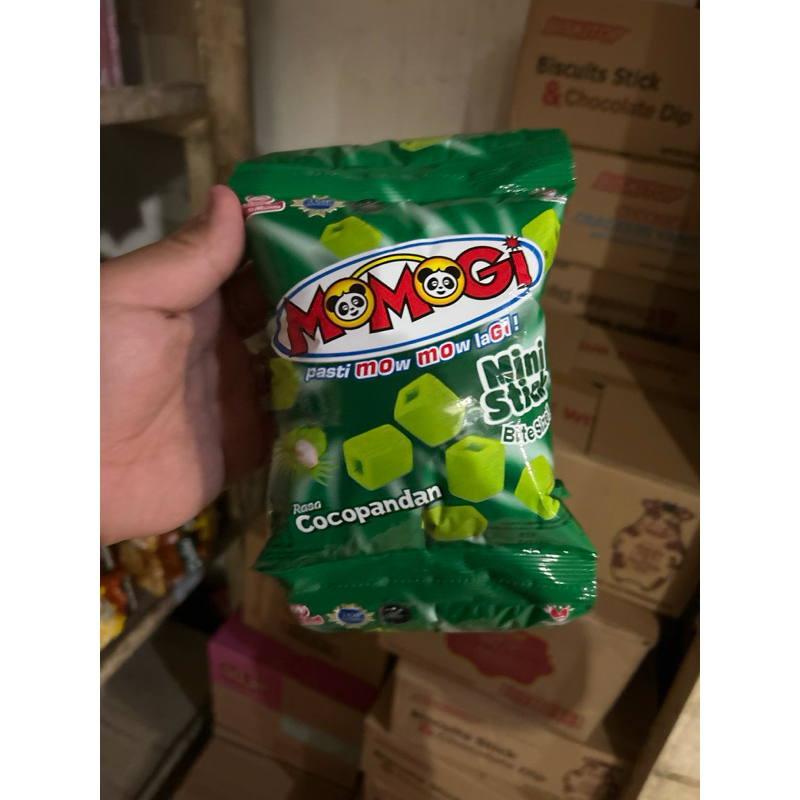 Jual MOMOGI mini stick rasa cocopandan 20 Gr | Shopee Indonesia