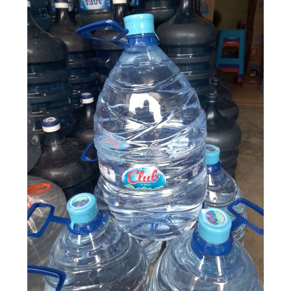 Jual CLUB air mineral galon15 liter | Shopee Indonesia