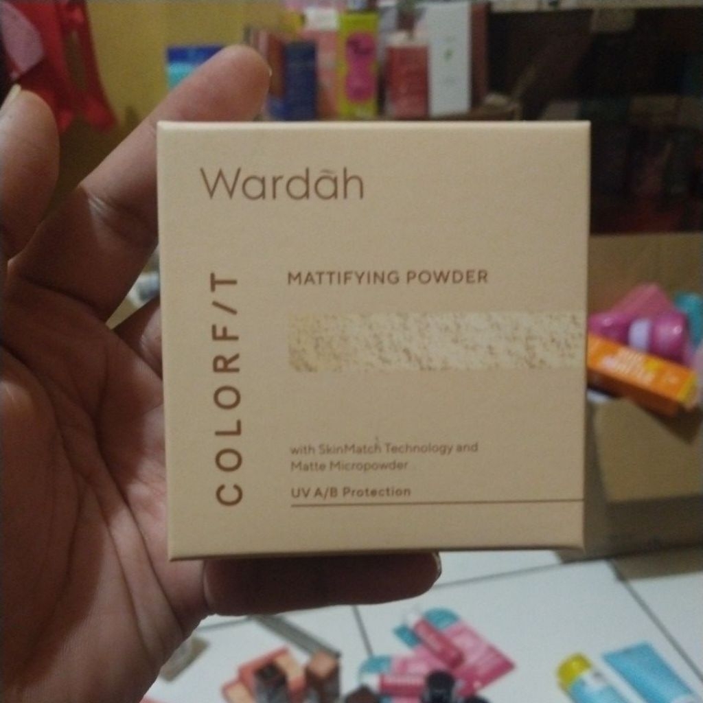 Jual Wardah Colorfit Mattifying Powder 22N | Shopee Indonesia