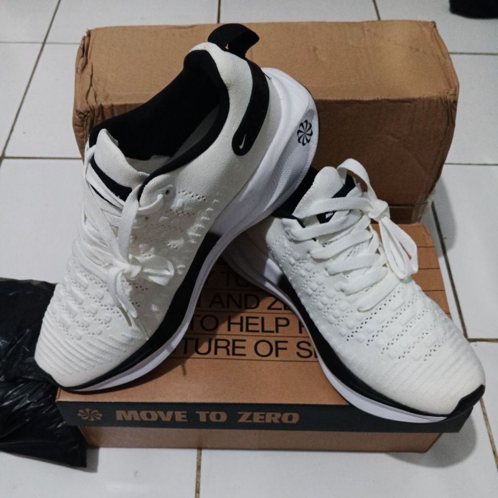 Jual Jual Sepatu Running "New" | Shopee Indonesia