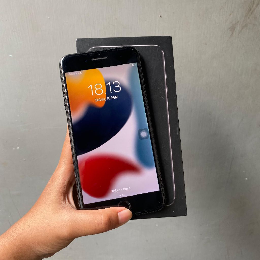 Jual IP 7+ MULUS NORMAL | Shopee Indonesia