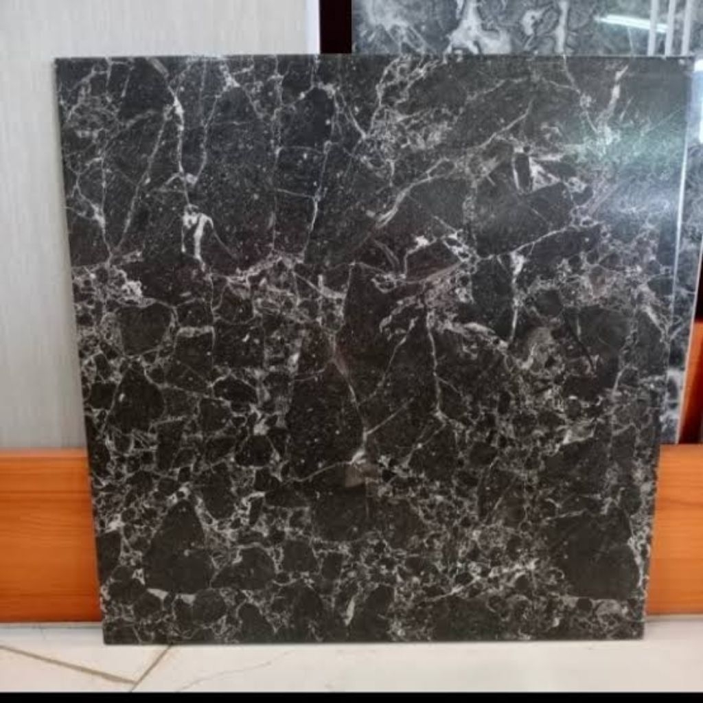 Jual granit lantai motif marmer 50x50 list plink keramik dinding lantai ...