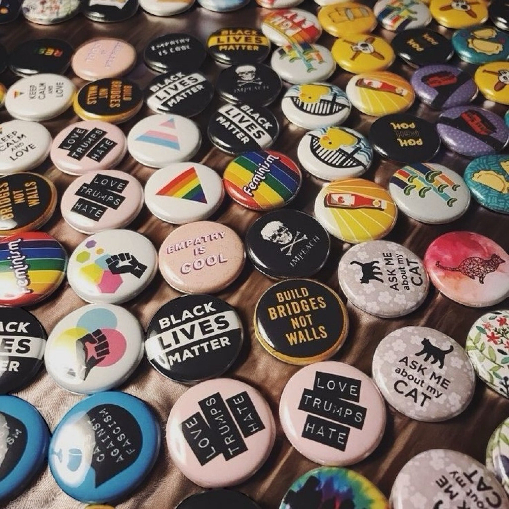Jual PIN TAS | PIN BROS | PIN BUTTON | PIN AESTHETIC 44mm | Bags Pin ...