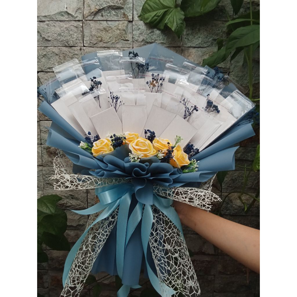 Jual bucket isi 20 lembar kosongan full bunga | Shopee Indonesia