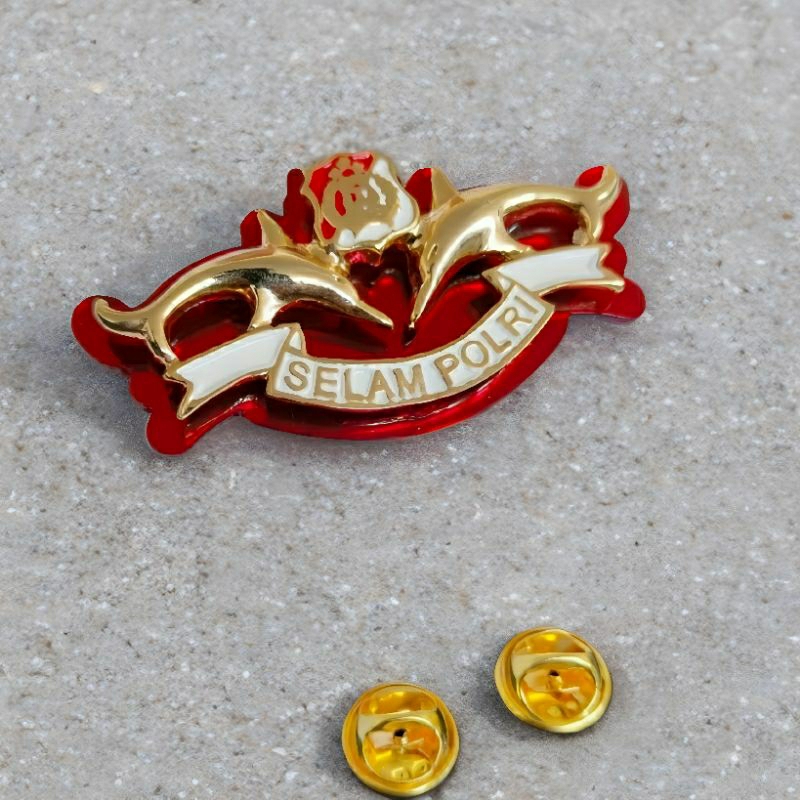 Jual PIN brevet selam polri polisi latar akrilik merah | Shopee Indonesia
