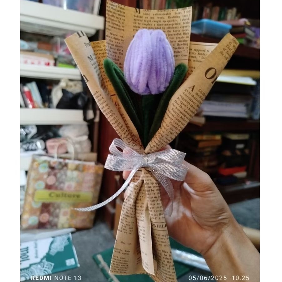 Jual Buket Bunga Tulip Kawat Bulu 1 Tangkai | Shopee Indonesia