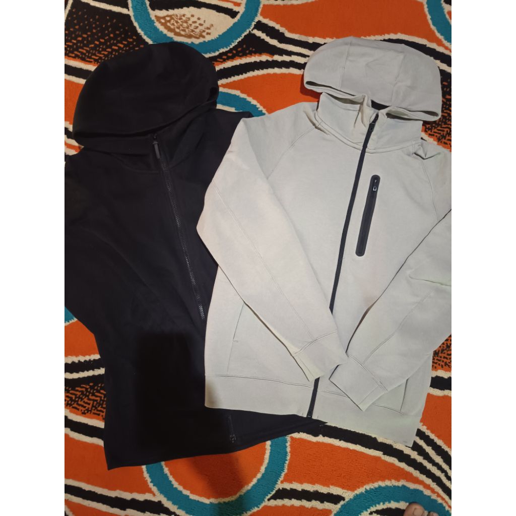 Jual uniqlo tech | Shopee Indonesia