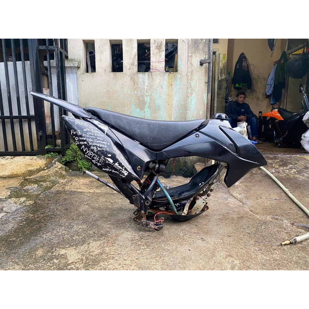 Jual rangka set custom trail viar plus body ori | Shopee Indonesia