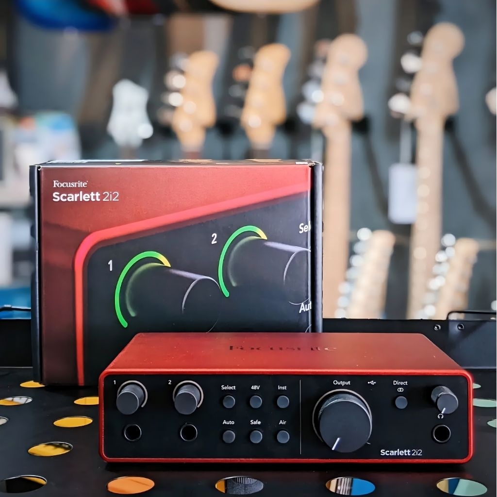 Jual Audio Interface Focusrite Scarlett 2i2 4th Gen - USB Soundcard 2 ...