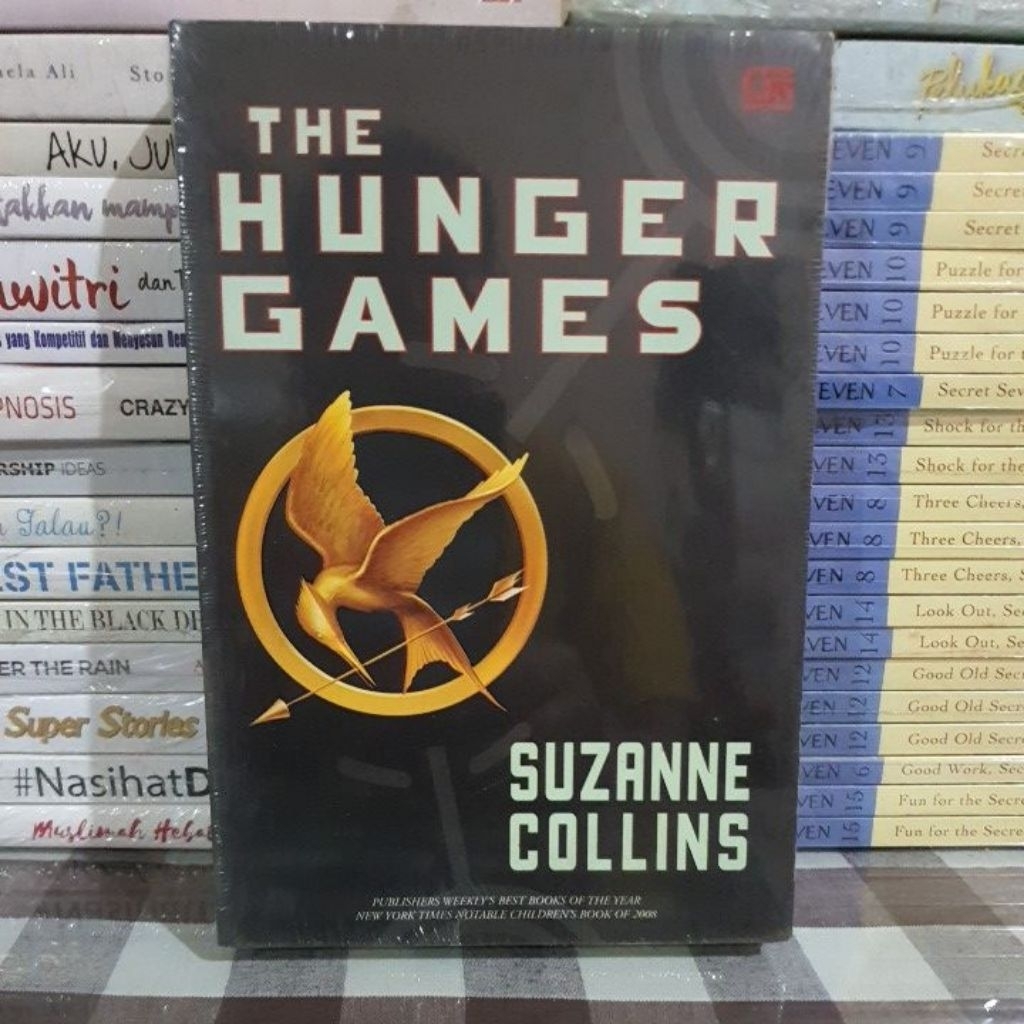 Jual BUKU ORIGINAL THE HUNGER GAMES - SUZANNE COLLINS | Shopee Indonesia