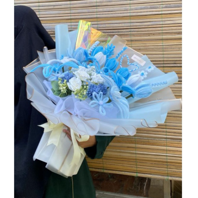 Jual Big blue sky puff Bouquet flower | Buket bunga besar kawat bulu ...