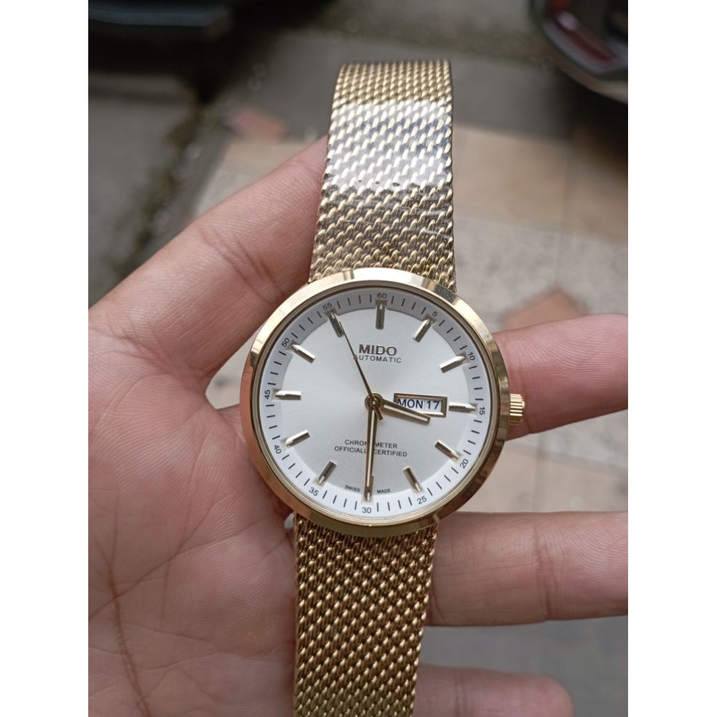 Jual jam tangan pria plastik elegan gold ada tanggal dan hari Mido ...