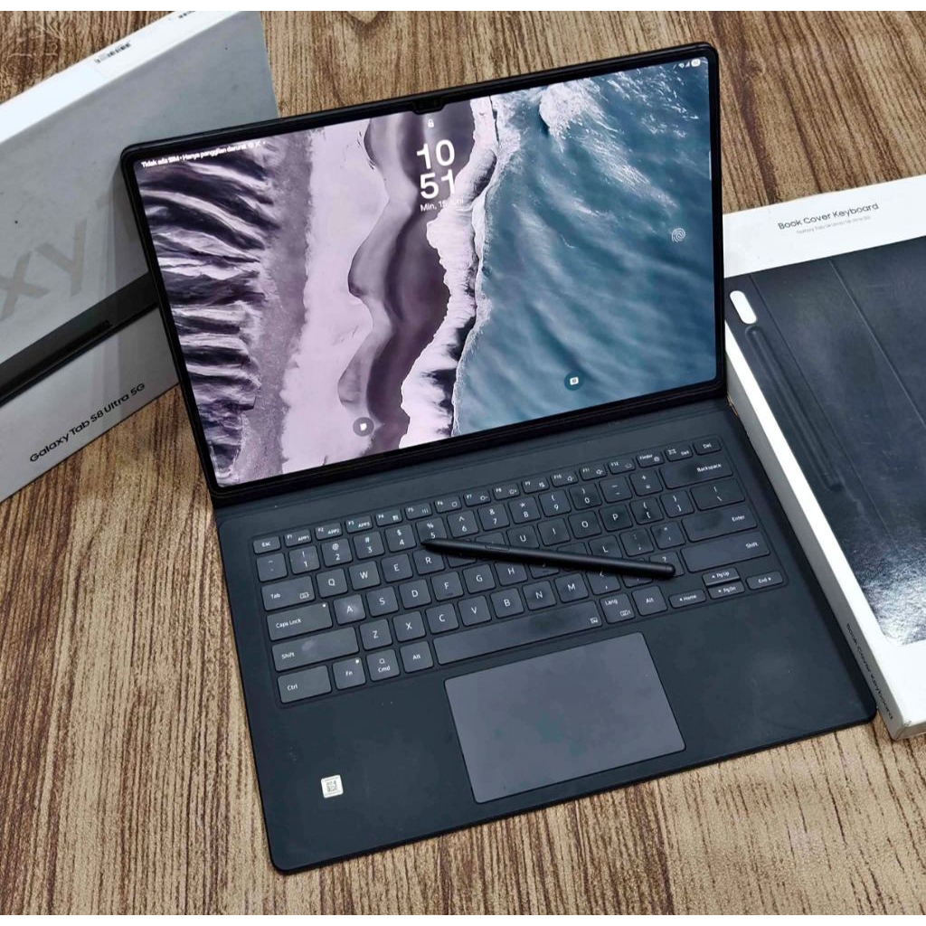 Jual Samsung Tab S8 Ultra 5G 256GB SEIN Sepaket Sama Keyboard Original ...