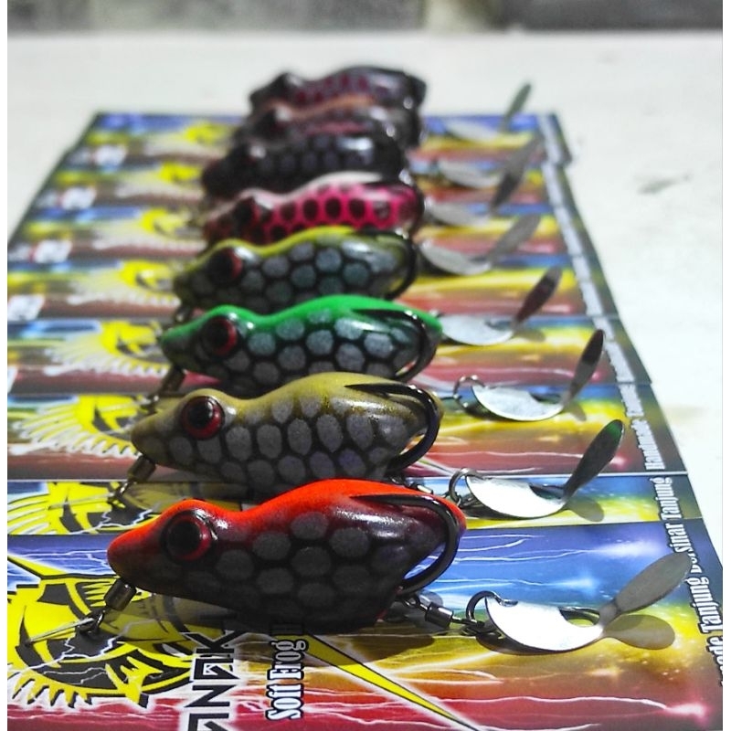 Jual SOFT FROG / SOFROG UKURAN 4,3CM RASA JAWS HOOK 2/0 KENZI | Shopee ...