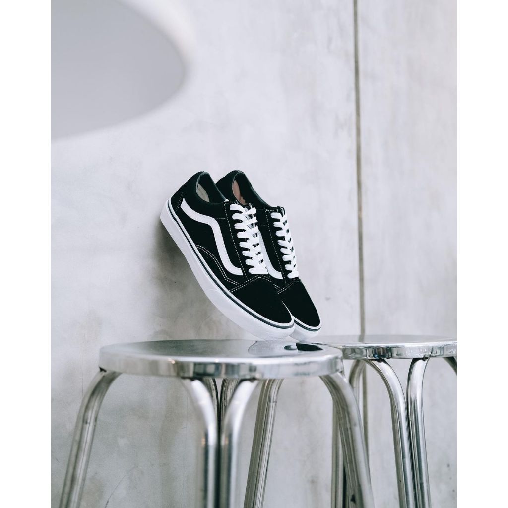 Jual Vans Oldskool bw classic | Shopee Indonesia