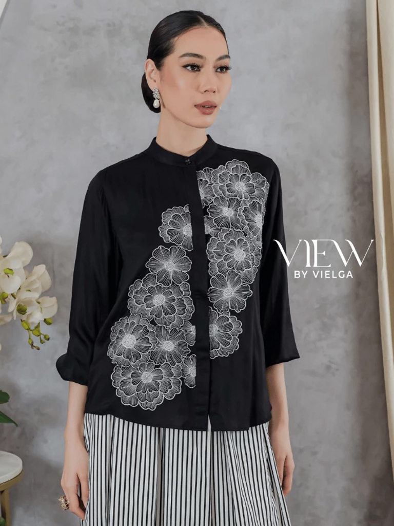Jual Blouse Hitam Eksklusif Dengan Bordiran Motif Mawar Cantik dan ...
