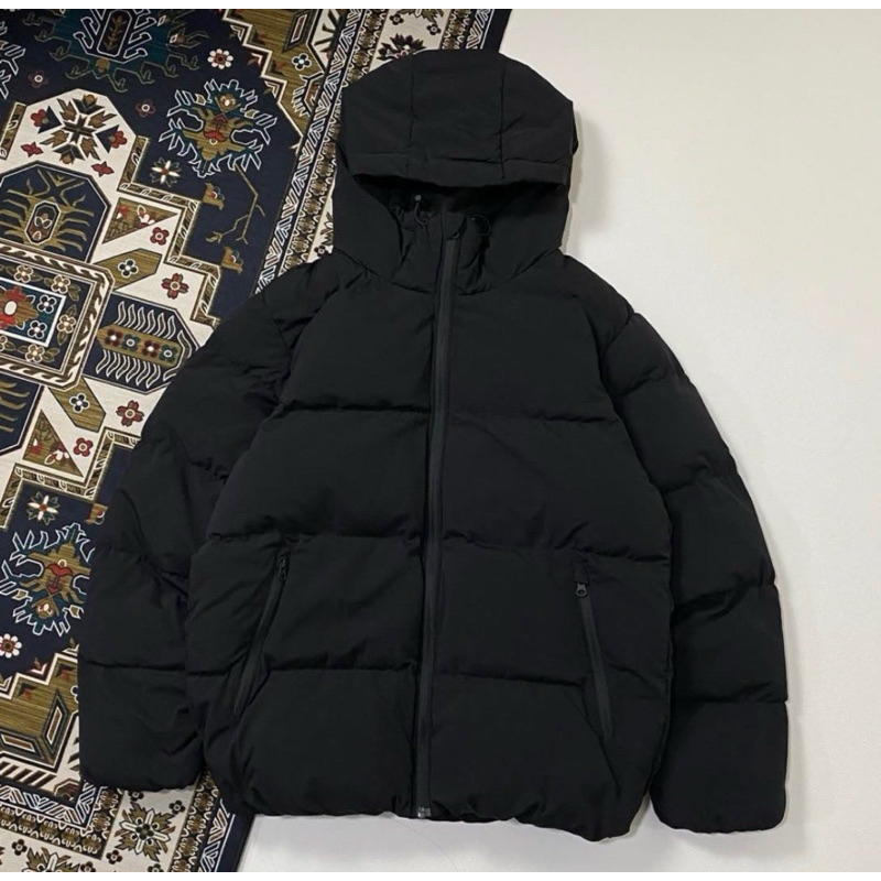 Jual GU Puffer Jacket Black | Shopee Indonesia