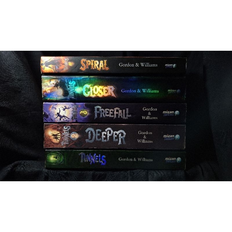 Jual Tunnels Series - TUNNELS / DEEPER /SPIRAL/CLOSER/FREEFALL SET ...
