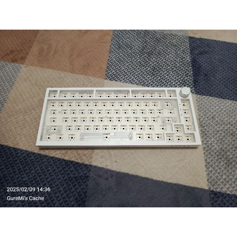 Jual BAREBONE Ajazz AK820 Dual Tone Keyboard Mechanical 75% Knob Gasket Hotswap Type-C | Shopee ...