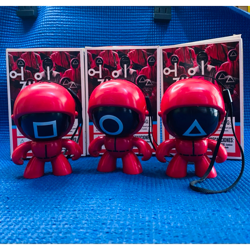 Jual Mainan Viral Squid Game Robot Bisa Berubah Wajah /Mainan Gantungan ...