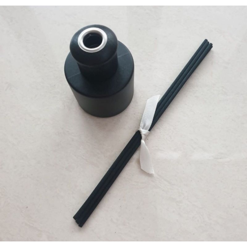 Jual Botol Reed Diffuser Tebal Hitam Matte 50 ml | Shopee Indonesia