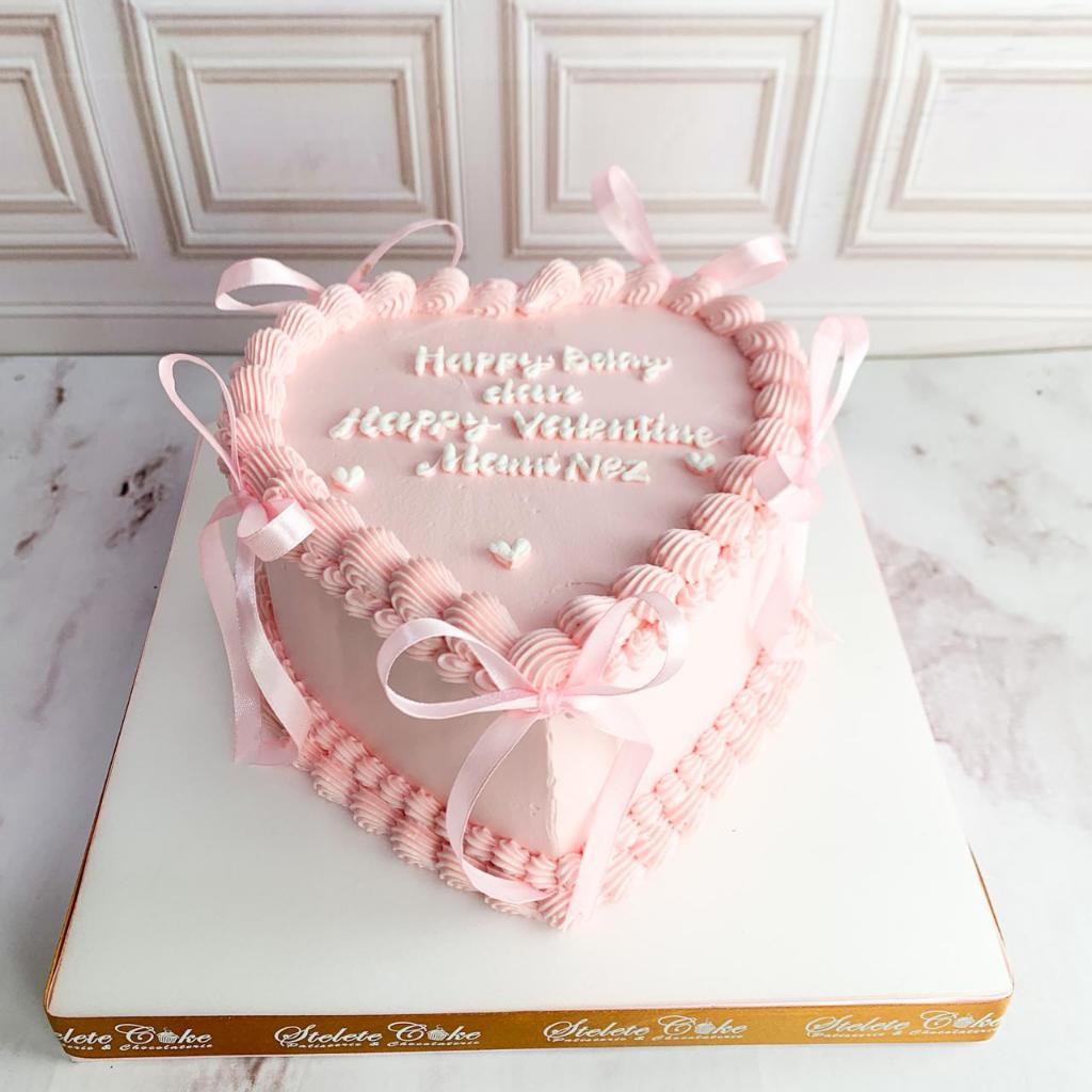 Jual Kue Ulang Tahun/Birthday Cake/Kue Ultah tema Love/Kue Ultah Love ...