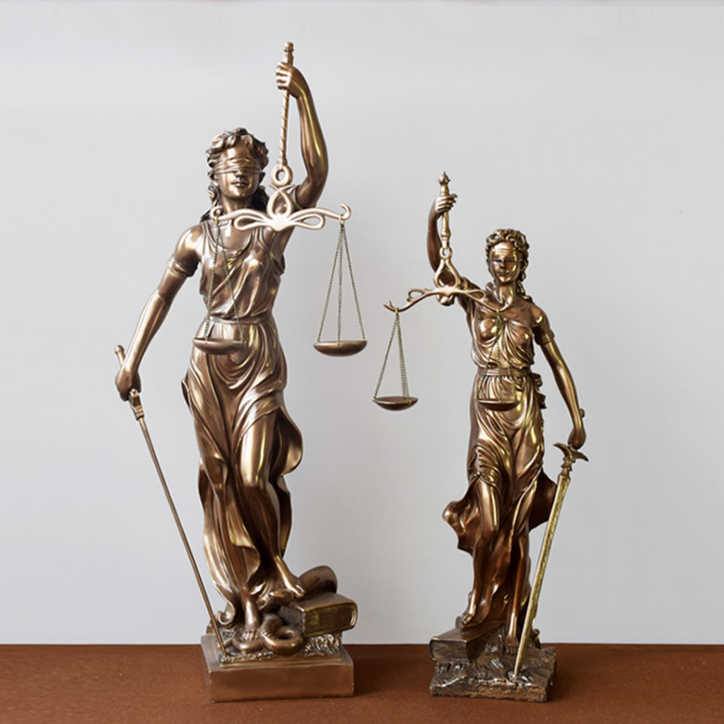 Jual Dekorasi Meja Kantor Dewi Simbol Keadilan / Themis Lady Of Justice ...