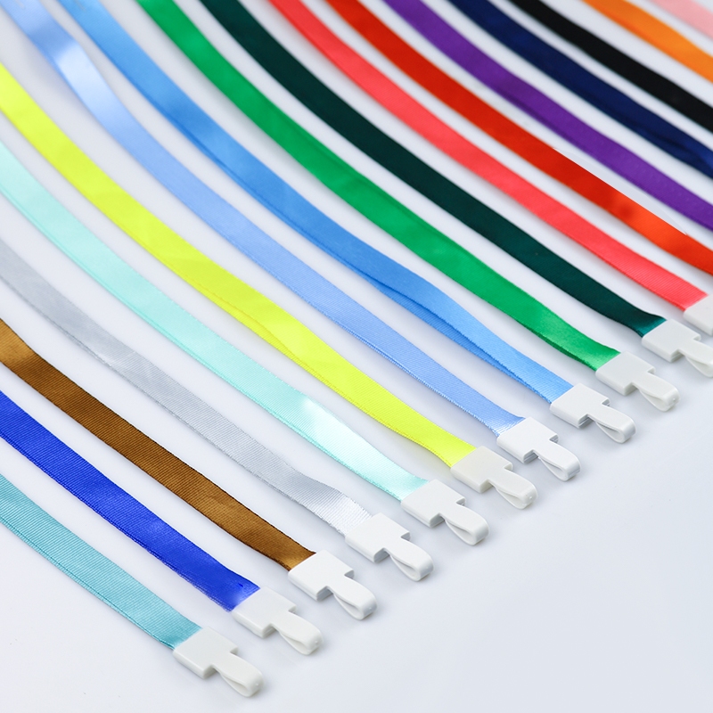 Jual Tali ID Card Klip Plastik / Gantungan Id Card / Tali Nylon ID Name ...