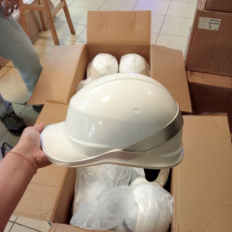 Jual Helm Safety Venitex Delta Plus / Safety Helmet Venitex Delta Plus ...