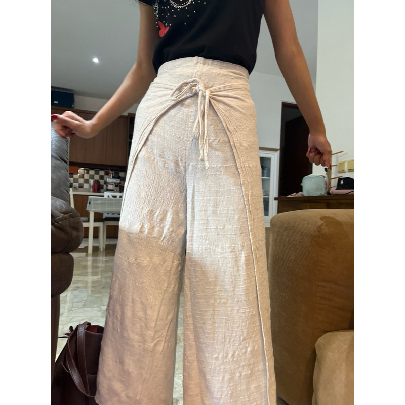 Jual CELANA LILIT CREAM (BOOKED) | Shopee Indonesia