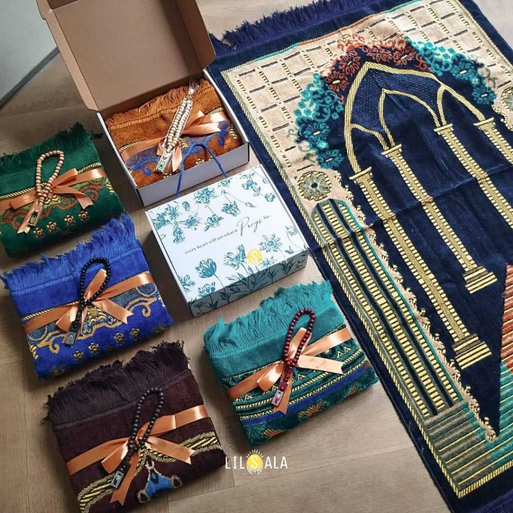 Jual [SALAM] GIFT SAJADAH TURKI MOTIF CANTIK DENGAN TASBIH KAYU FREE ...