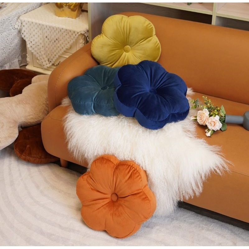 Jual BGB Bantal Bunga Daisy / Rose Pillow Bantal sofa Bantal Duduk ...