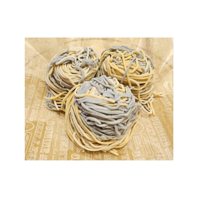 Jual Fresh Noodle warna- warni frozen (mie mentah siap rebus untuk mie ...