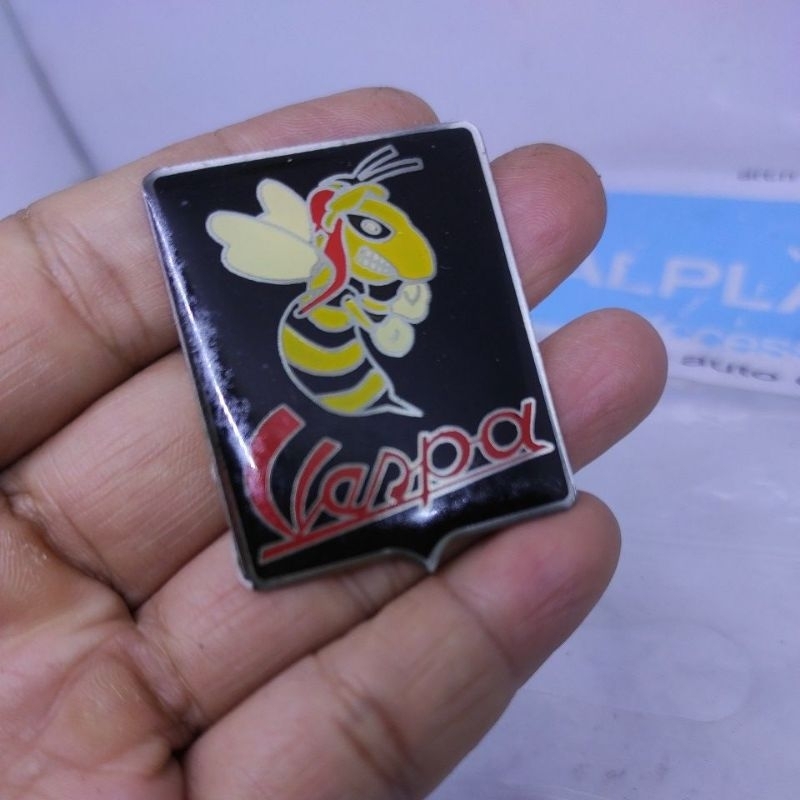 Jual Vespa Piaggio Resin Emblem Logo Tawon Hitam Racing | Shopee Indonesia