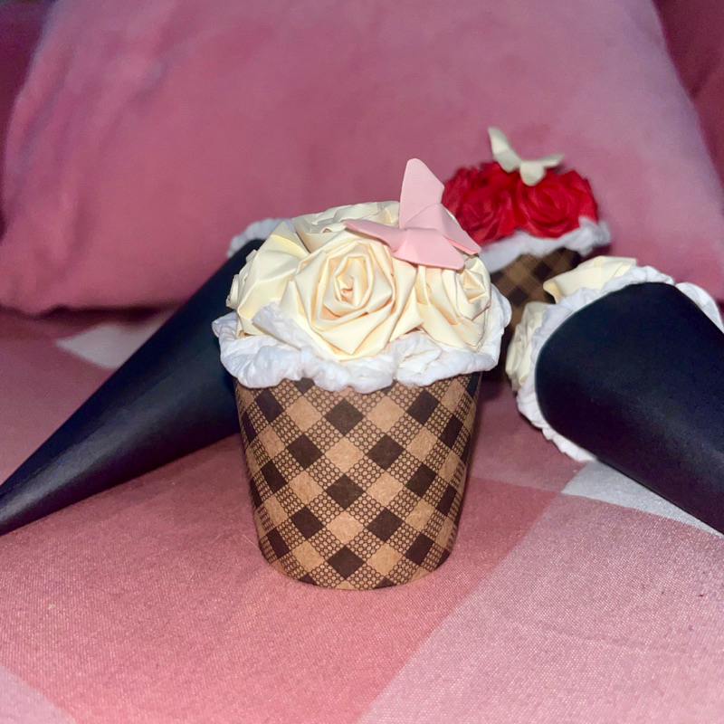 Jual BUKET KECIL BUNGA MAWAR [Ice Cream Flower Bouquet ] Kertas ...