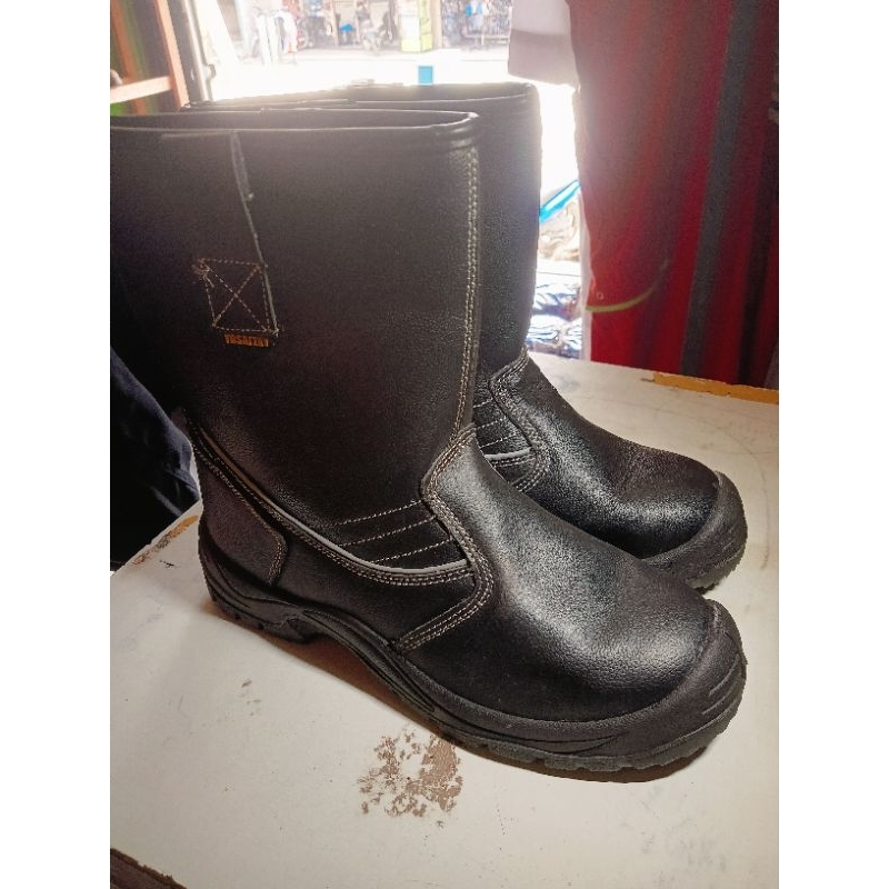 Jual SEPATU SAFETY KERJA UJUNG ADA BESI BARU PABRIKAN | Shopee Indonesia