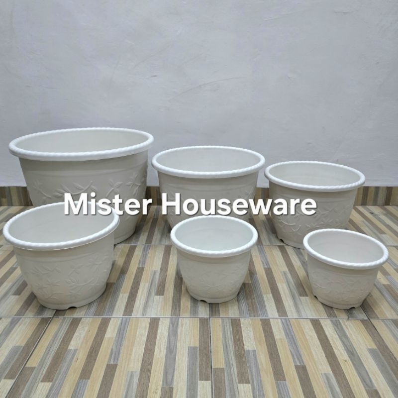 Jual Pot Bunga Plastik Tebal Putih Timbul Anti Pecah Lengkap Ukuran ...