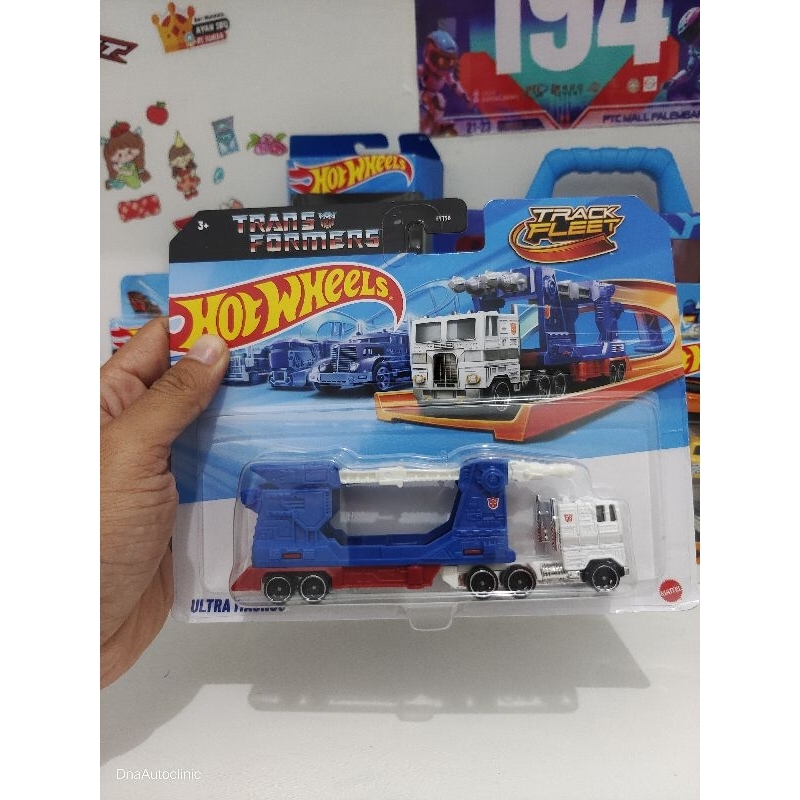 Jual hot wheels track fleet Transformers ultra magnus - nitro rail ...