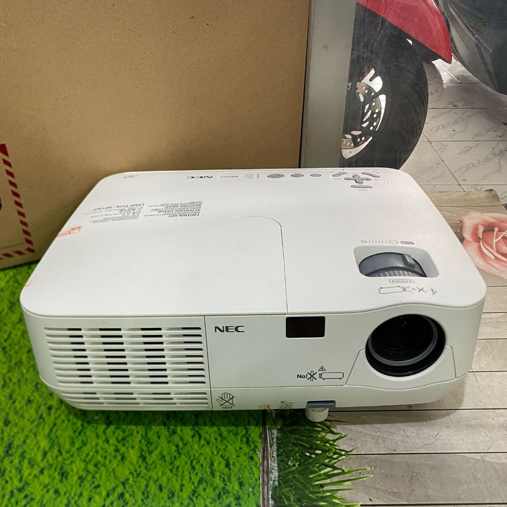 Jual Proyektor NEC NP215 2.500 Lumens XGA (1024x768) 2,000:1 DLP Tech ...