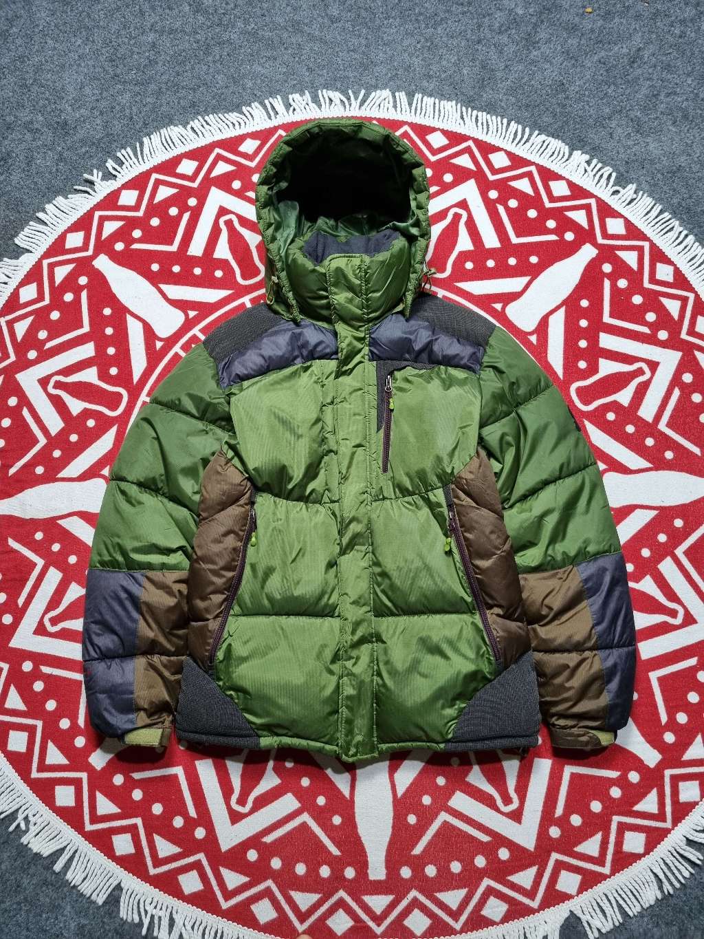 Jual Jacket outdoor Black Yak Fill power 700+ | Shopee Indonesia