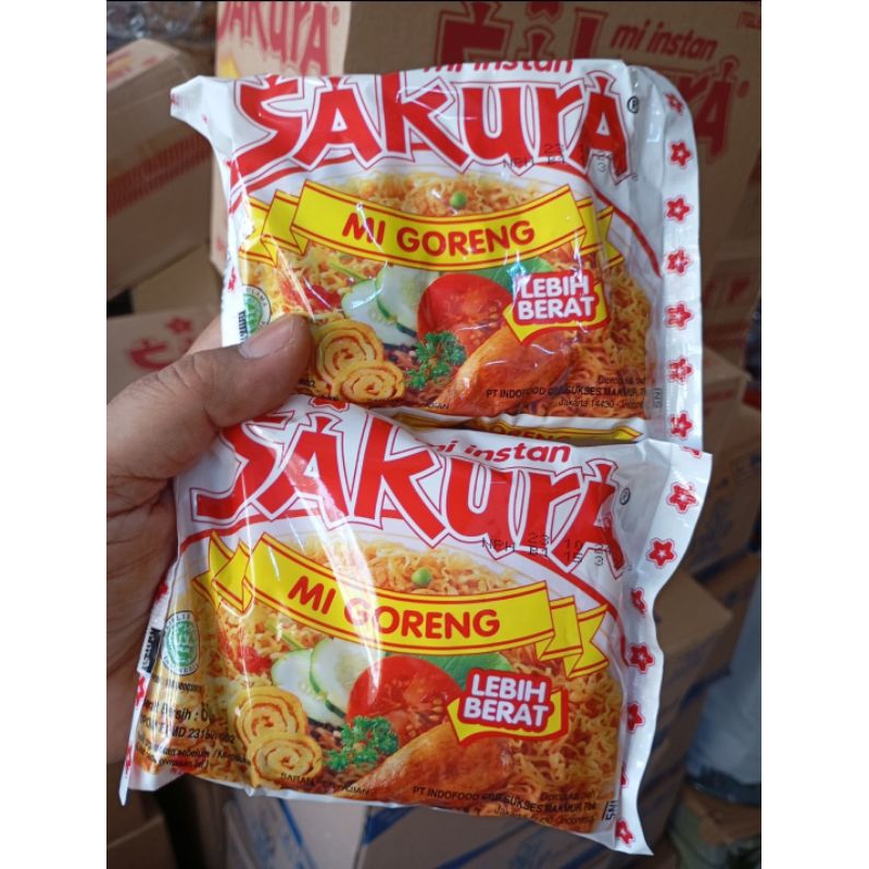 Jual Mi SAKURA Rasa Mie Goreng 1 DUS / KARTON isi 40 PCS | Shopee Indonesia